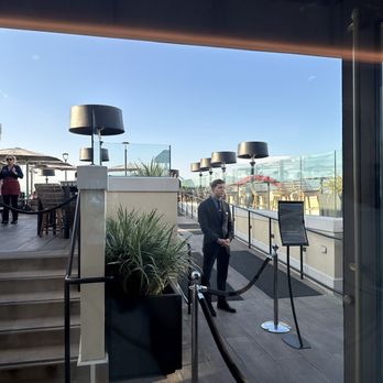 RISE ROOFTOP LOUNGE - Updated June 2024 - 443 Photos & 261 Reviews ...
