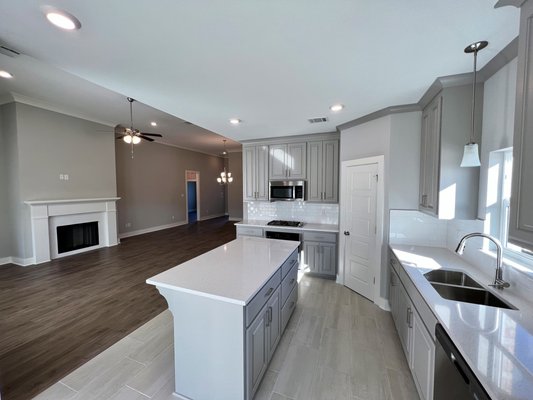 ALVAREZ CONSTRUCTION COMPANY - Updated January 2026 - 63 Photos - 13060 ...