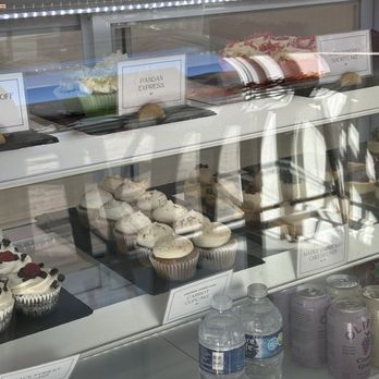 DREAM CAKES - Updated December 2025 - 148 Photos & 64 Reviews - 6300 ...