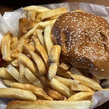 VICKI’S LUNCH VAN - Updated September 2024 - 80 Photos & 85 Reviews ...