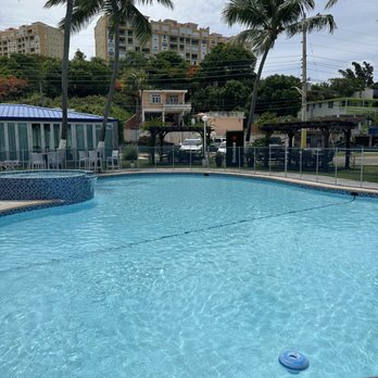 EL CAYO - Updated April 2024 - 55 Photos & 42 Reviews - Carretera. 987 ...