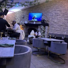 HOUSE 157 - Updated October 2025 - 335 Photos & 166 Reviews - 157 E ...