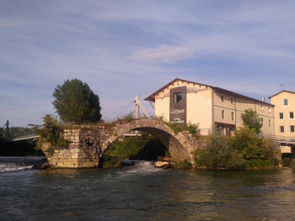 AU MOULIN DES ECORCES RESTAURANT - 14 allée du Pont Roman, Dole, Jura ...