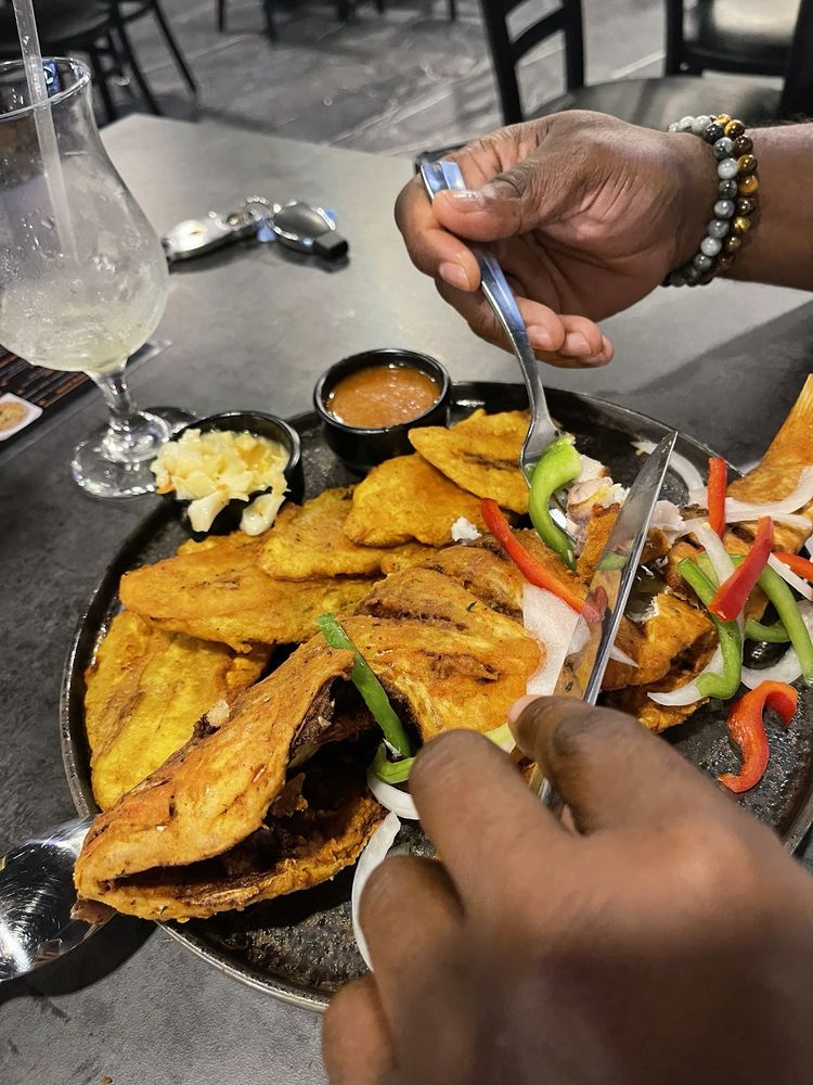 GREG’S COOKOUT - Updated November 2025 - 71 Photos & 39 Reviews - 3000 ...