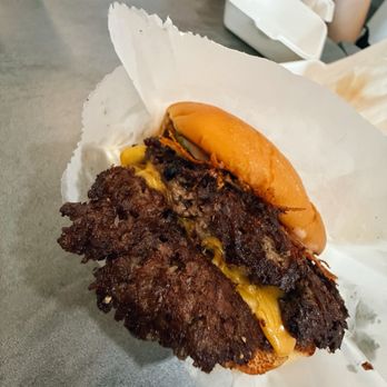 SIGN SMASH BURGER - Updated August 2025 - 179 Photos & 175 Reviews ...