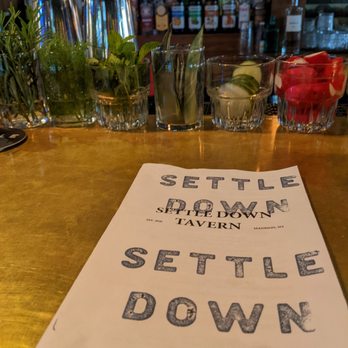 SETTLE DOWN TAVERN - 164 Photos & 127 Reviews - 117 S Pinckney St, Madison, Wisconsin - Bars ...