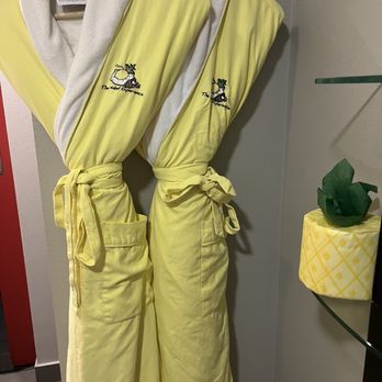 STAYPINEAPPLE - HOTEL FIVE - DOWNTOWN SEATTLE - Updated October 2024 ...