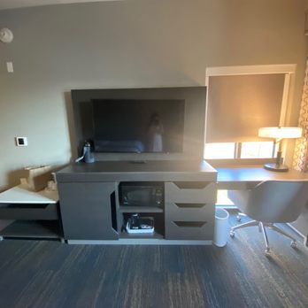 HAMPTON INN & SUITES KANSAS CITY DOWNTOWN CROSSROADS - Updated January ...