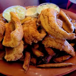 TACKLE BOX II - Updated July 2025 - 150 Photos & 134 Reviews - 420 ...