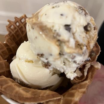MOLLY MOON’S HOMEMADE ICE CREAM - Updated April 2025 - 546 Photos & 501 ...