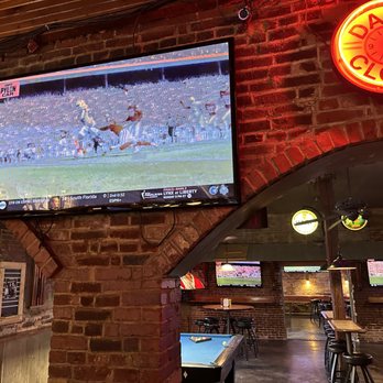 THE DUKUM INN - Updated December 2025 - 37 Photos & 49 Reviews - 111 S ...