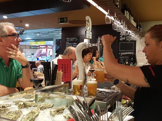 LA TABERNA DEL GOURMET - Updated December 2024 - Avenida Federico Soto ...