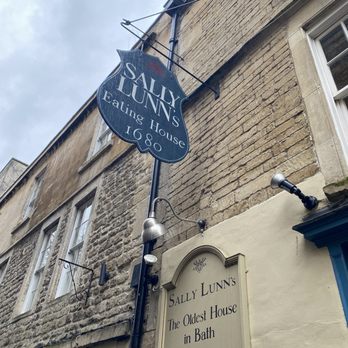 SALLY LUNN’S HISTORIC EATING HOUSE - Updated October 2025 - 518 Photos ...