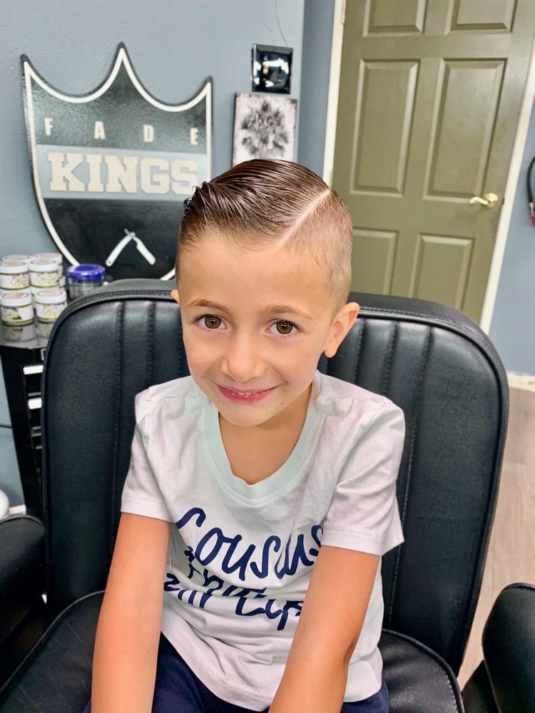 FADE KINGS BARBERSHOP - 49 Photos & 50 Reviews - 1892 W El Norte Pkwy ...