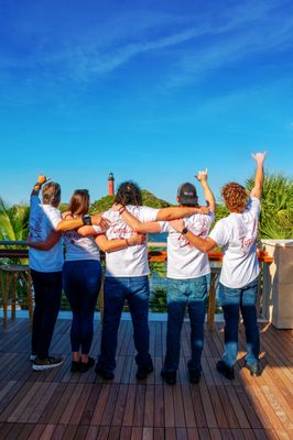 TOPSIDE AT THE BEACON - Updated April 2025 - 144 Photos & 115 Reviews ...