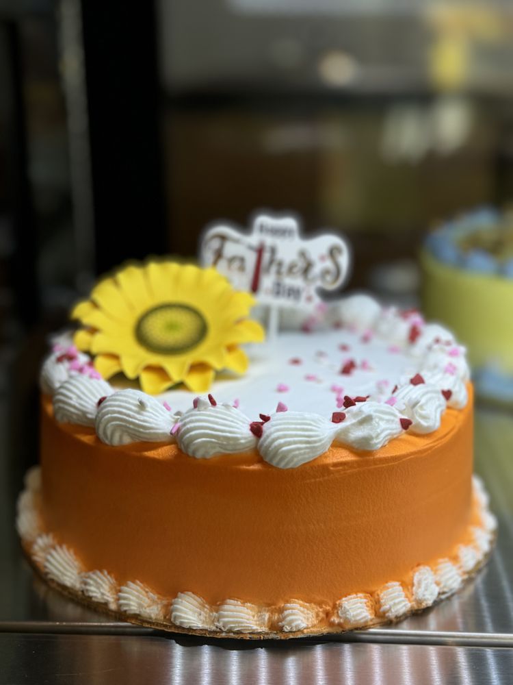 THE EVEREST BAKERY - Updated October 2025 - 31 Photos - 4555 Livermore ...