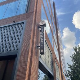 FIORETTA - Updated December 2025 - 537 Photos & 216 Reviews - 318 N ...