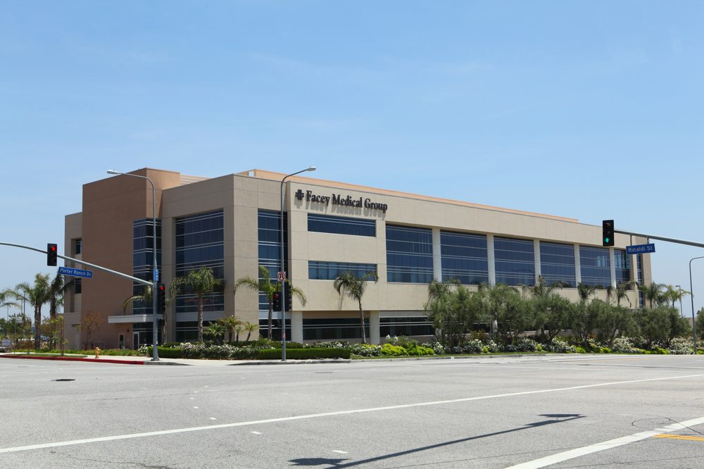 FACEY MEDICAL GROUP - PORTER RANCH - Updated May 2025 - 12 Photos & 110 ...