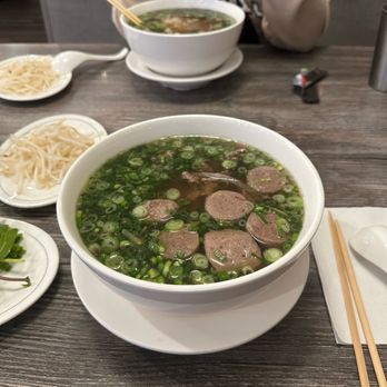 PHO 21 - Updated December 2024 - 886 Photos & 542 Reviews - 2569 S King ...
