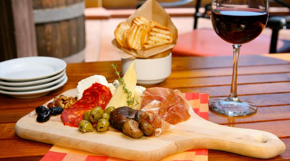 MAGIC KEY TERRACE - MAGIC KEY HOLDER DINING - Updated December 2025 ...