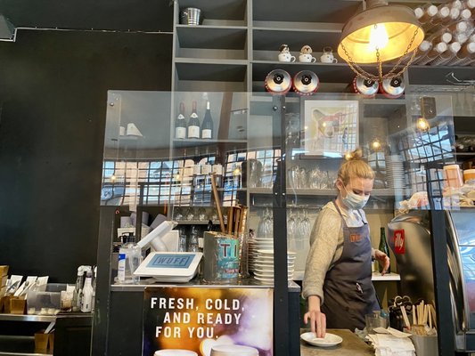 WUFF - Updated November 2025 - 170 Photos & 133 Reviews - 23 Benburb ...