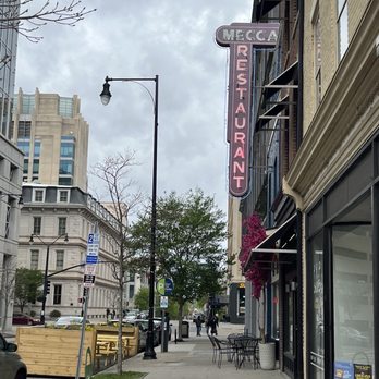 THE MECCA RESTAURANT - Updated July 2025 - 173 Photos & 237 Reviews ...