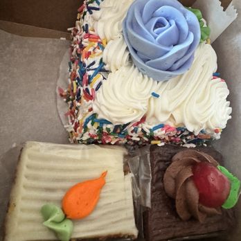 DORIS ITALIAN MARKET & BAKERY - Updated December 2025 - 282 Photos ...