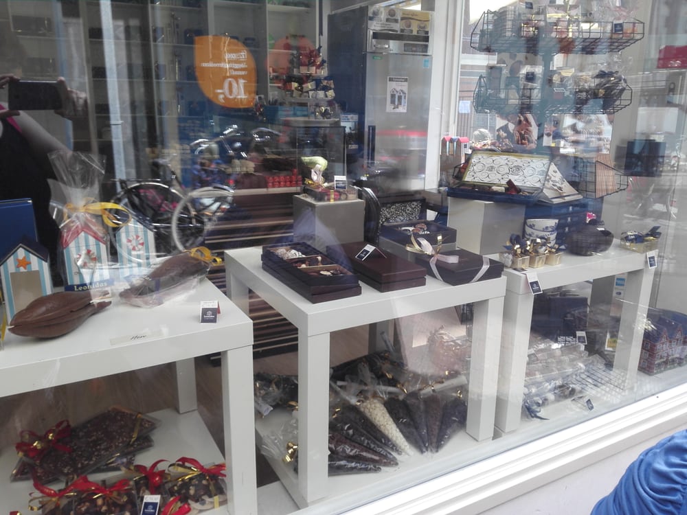 CHOCOLATERIE LEONIDAS - Choorstraat 18, Delft, Zuid-Holland, The ...