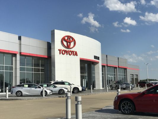 UEBELHOR TOYOTA - Updated October 2025 - 13 Photos & 12 Reviews - 788 W ...