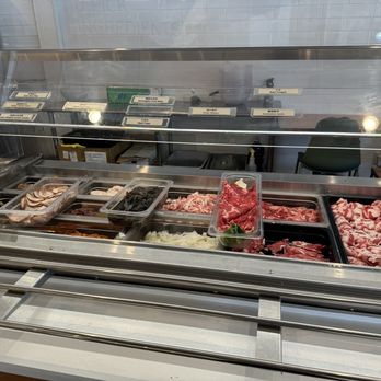 MALA TOWN - Updated July 2024 - 653 Photos & 417 Reviews - 1737 Decoto ...