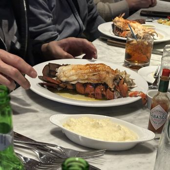 DOCK’S OYSTER HOUSE - Updated May 2024 - 2052 Photos & 1459 Reviews ...