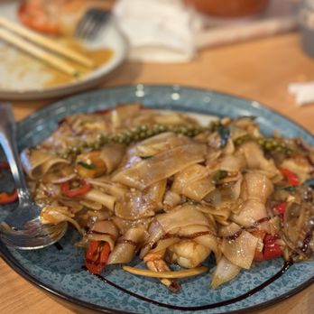 MANON - Updated July 2025 - 946 Photos & 335 Reviews - 3250 Yorba Linda ...