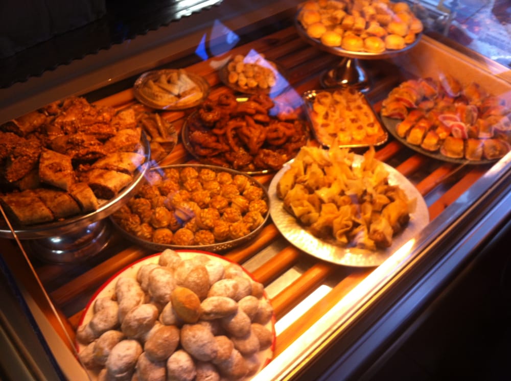 CONFITERIA LA TARIFENA - Updated May 2024 - 11 Photos - Calle Virgen de ...