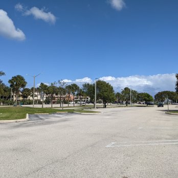 HARVEY E OYER JR PARK - Updated August 2025 - 42 Photos - 2010 N Federal Hwy, Boynton Beach ...