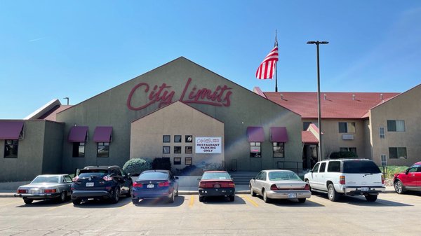 CITY LIMITS BAR & GRILL - Updated August 2025 - 104 Photos & 172 ...