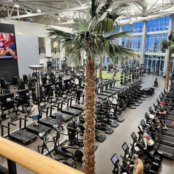 GENESIS HEALTH CLUBS - Updated December 2025 - 37 Photos & 19 Reviews ...
