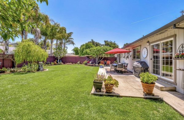 GIZELLE AND JOHN SIPIN - Updated April 2024 - Contact Agent - 13 Photos ...