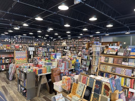 THIS IS A BOOKSTORE & BOOKBUG - Updated December 2025 - 200 Photos & 66 ...