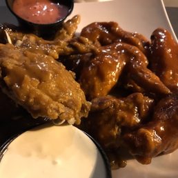 CROSSTOWN PUB & GRILL NAPERVILLE - Updated July 2025 - 606 Photos & 784 ...