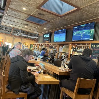 ISLANDS RESTAURANT - Updated December 2025 - 902 Photos & 750 Reviews ...