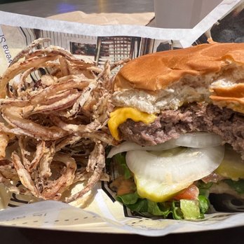 WAHLBURGERS - Updated December 2025 - 29 Photos & 21 Reviews - 287 ...