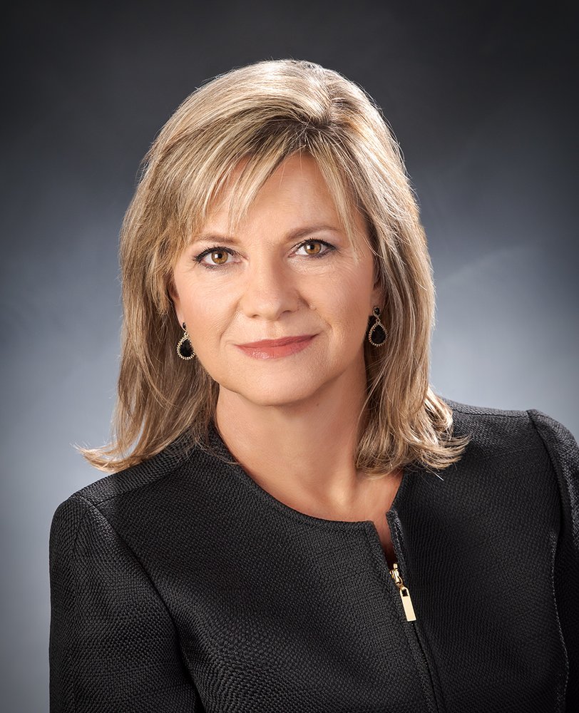 THERESA RIDDLE - REAL ESTATE - Updated October 2025 - 45 Photos - 2605 ...