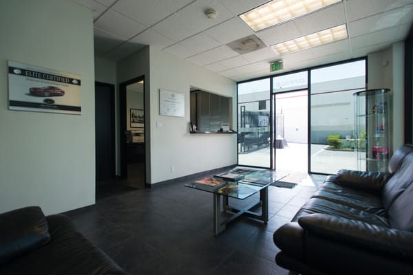 CLASS AUTO CENTER - Updated October 2024 - 55 Photos & 148 Reviews ...