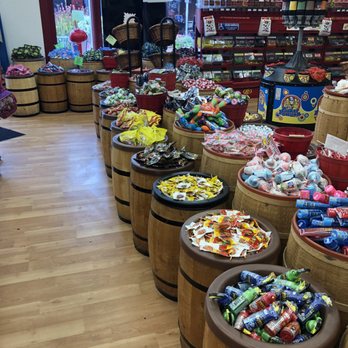 CANDYLAND - 160 Photos & 113 Reviews - 700 Cannery Row, Monterey ...