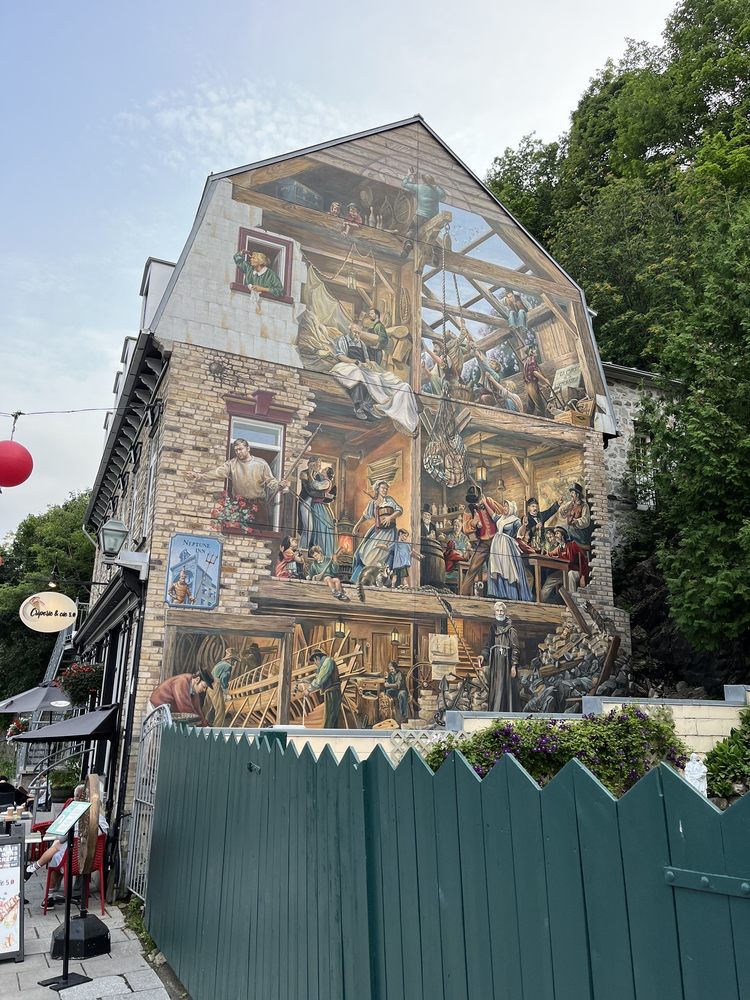 LA FRESQUE DU PETIT-CHAMPLAIN - Updated October 2024 - 102, Rue du ...