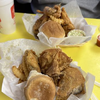 BERNIE’S CHICKEN - Updated November 2025 - 54 Photos & 132 Reviews ...