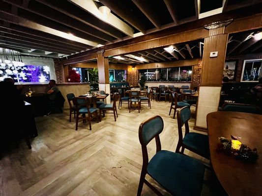 AGORA MIDTOWN - Updated December 2025 - 339 Photos & 430 Reviews - 92 ...