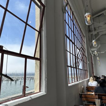 RADHAUS - Updated June 2025 - 1400 Photos & 809 Reviews - 2 Marina Blvd ...