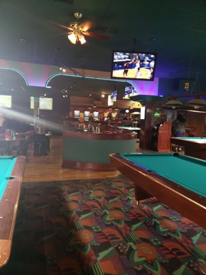 SNOOKER’S POOL & PUB - 17 Photos & 38 Reviews - 27630 Schoolcraft Rd ...