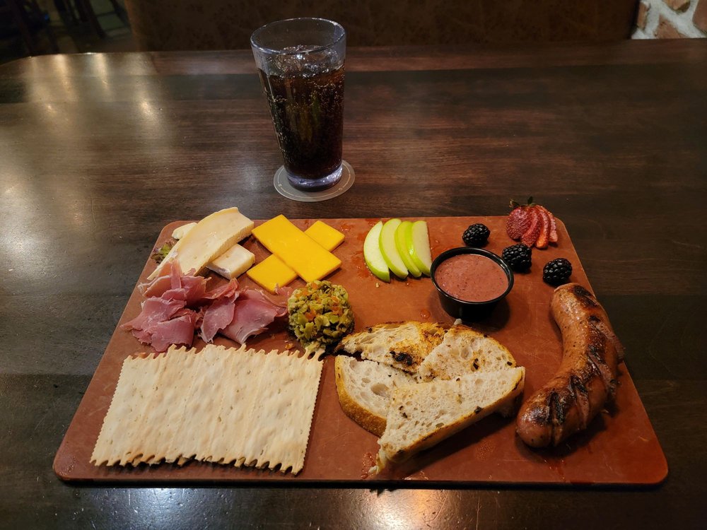 TAPHOUSE 41 - Updated April 2025 - 244 Photos & 376 Reviews - 2101 W ...